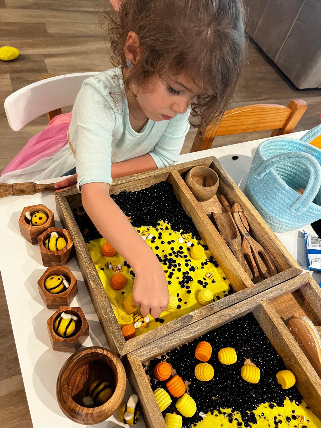 5 Fun Sensory Bins Ideas for Kids - MamasteFit