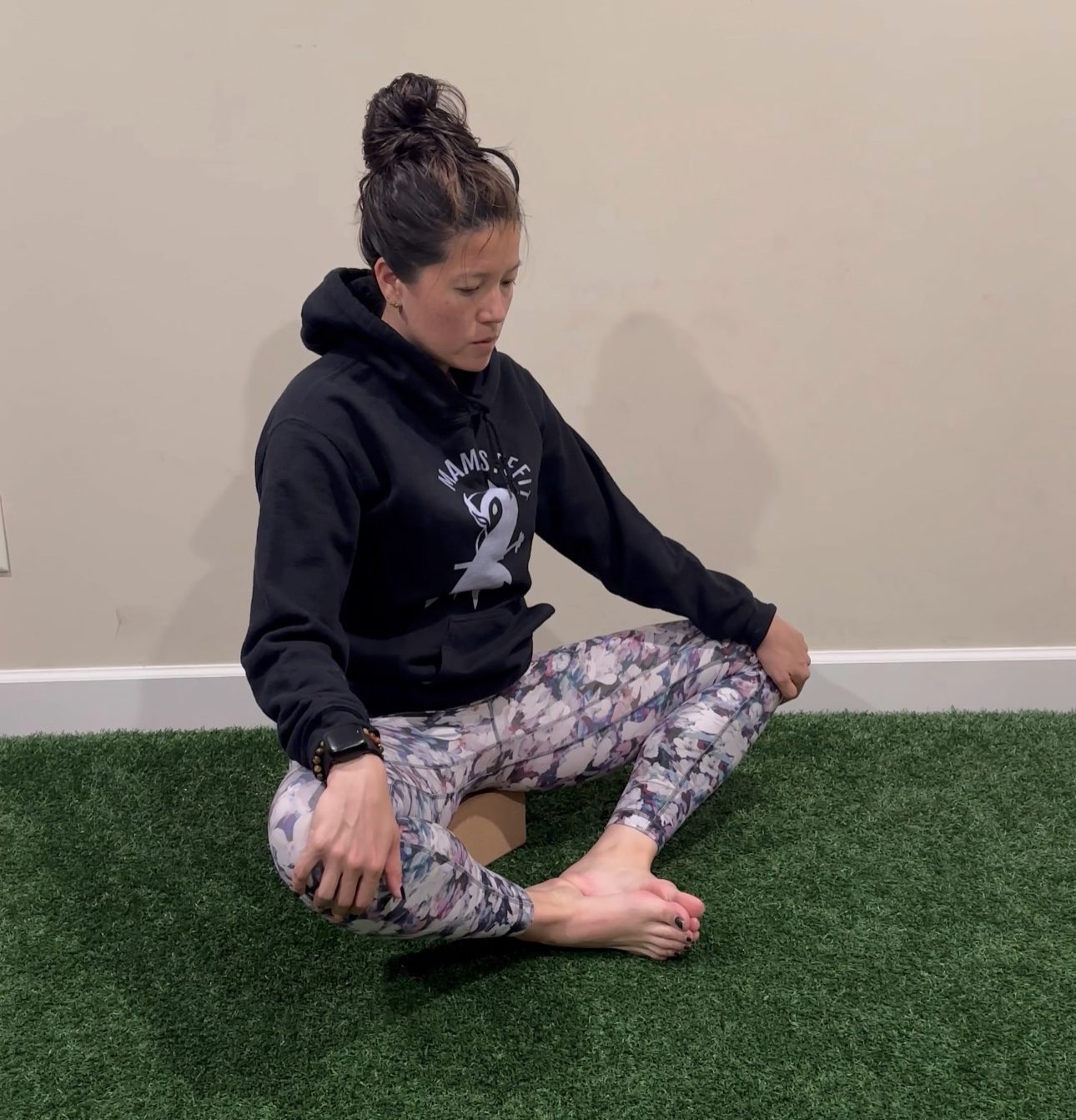 3 Pelvic Floor Relaxation Exercises - MamasteFit