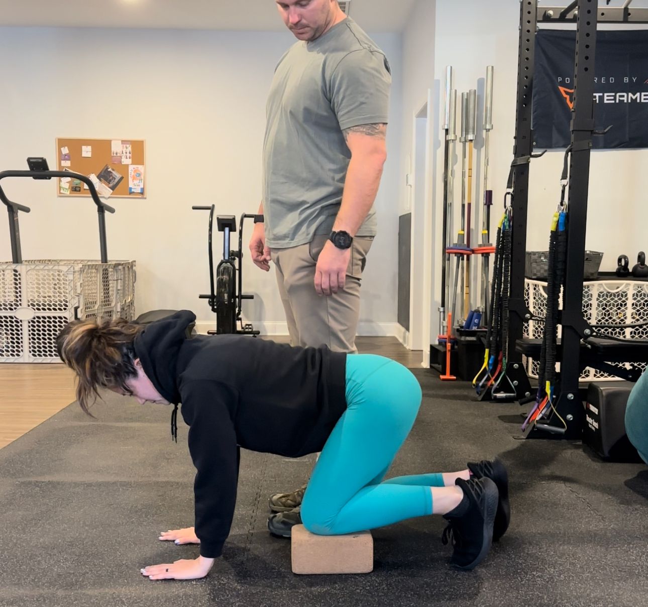 5 Birth Partner Supported Birth Prep Exercises - MamasteFit